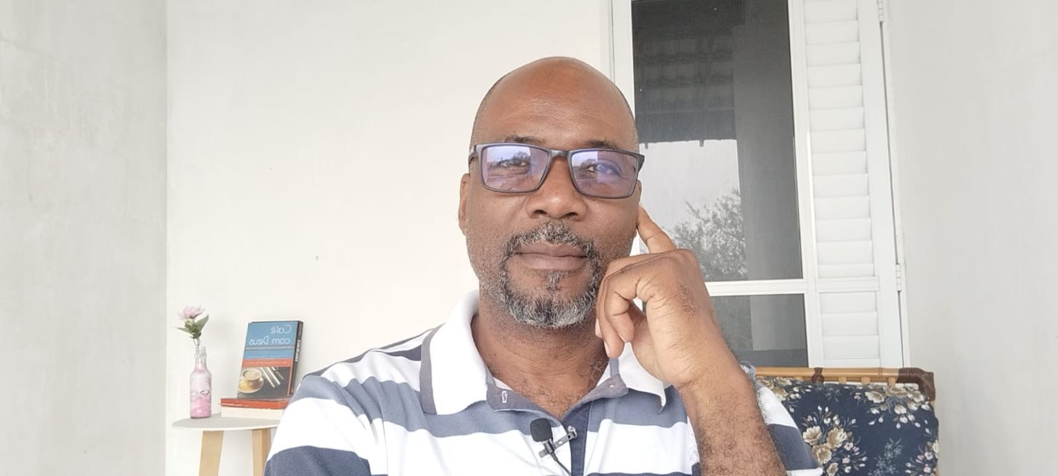 Prof. Júlio César Medeiros